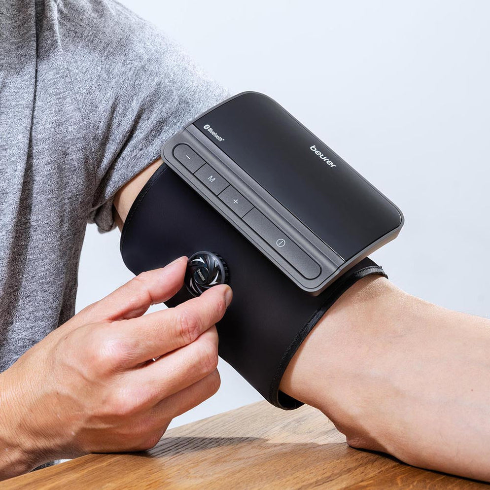 Beurer BM 81 Blood Pressure Monitor: EasyLock Integrated Upper Arm Cuf ...